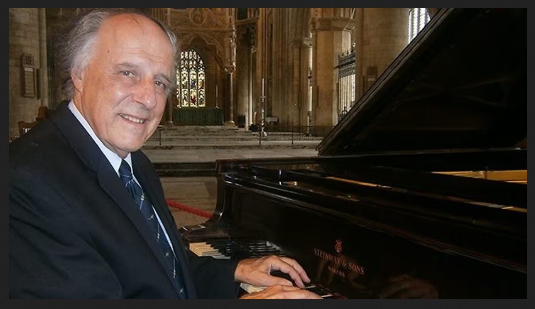 Concert Pianist from the USA Roman Rudnytsky on his 14th New Zealand ...